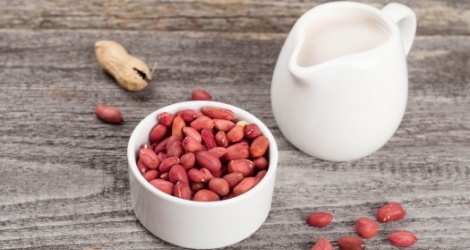 Sữa lạc (sữa đậu phộng) giàu dinh dưỡng: Loại sữa hạt nhiều người yêu