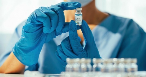 Châu Âu phê duyệt vaccine đầu tiên phòng virus hợp bào hô hấp RSV